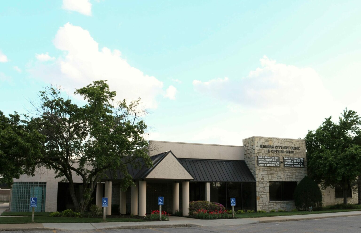 Locations - Kansas City Eye Clinic